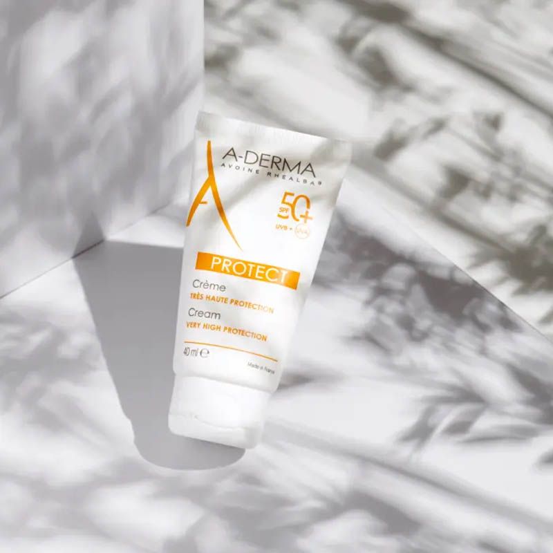 A-DERMA Crème Solaire Visage SPF50+ – Peaux Fragiles et Sensibles